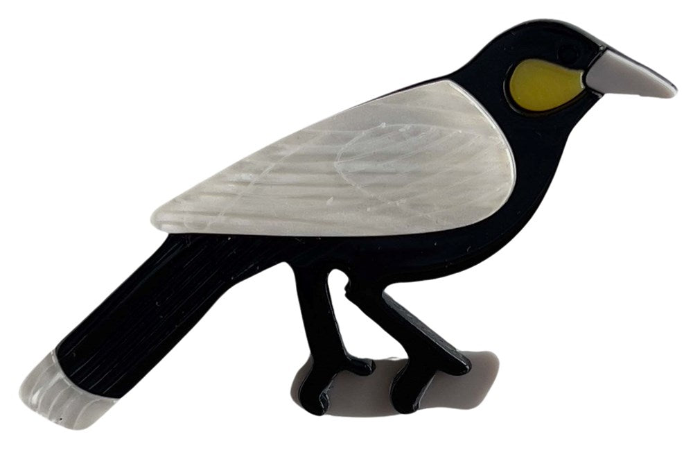 Iris Magpie Brooch Black – Monsterthreads