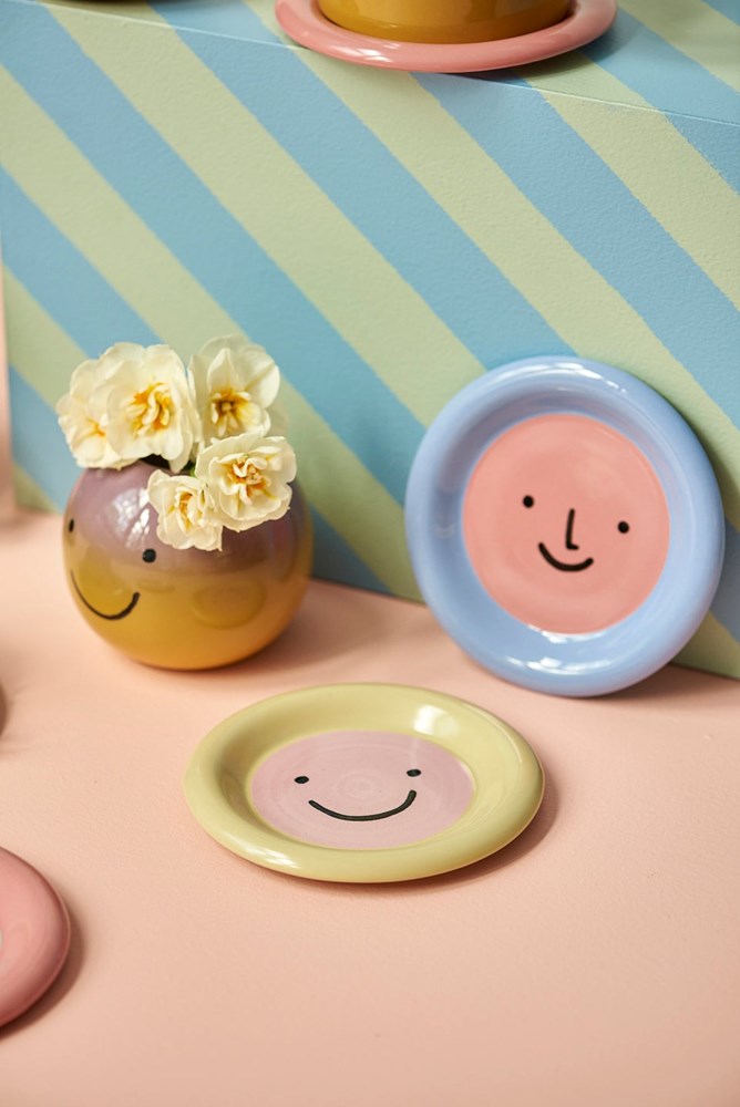 SMILEY PLATE PINK YELLOW – Monsterthreads